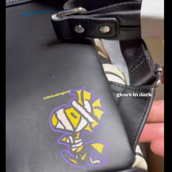 Peanuts | Accessories | Nwt Snoopy Peanuts Halloween Backpack Loungefly ...